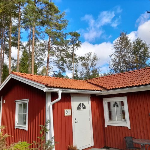 Stuga i Askersund med 4 + 2 bäddar #35518 | Stugknuten