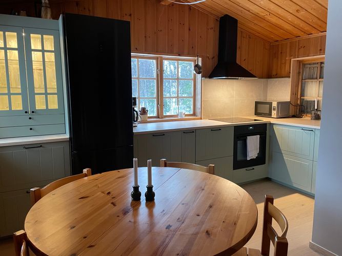 Stuga i Snasahögarna med 6 + 2 bäddar #36392 | Stugknuten