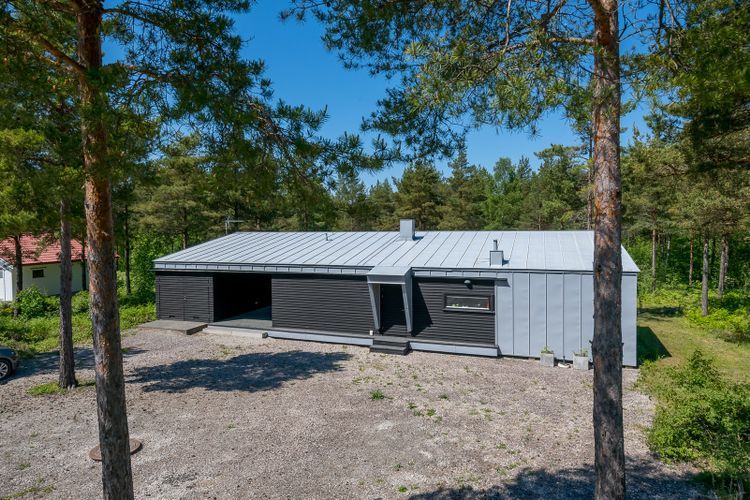 Stuga i gotland med 7 + 2 bäddar #33838 | Stugknuten