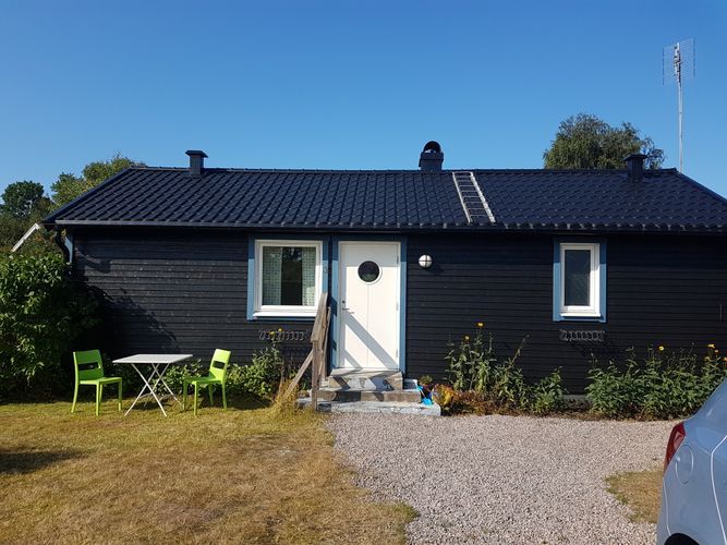 Stuga i Haverdal med 2 + 3 bäddar #37405 | Stugknuten