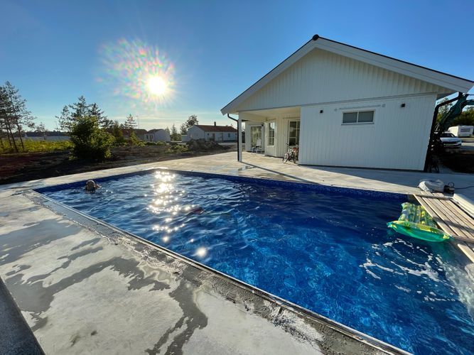 Stuga i Gotland med 6 + 1 bäddar #32174 | Stugknuten