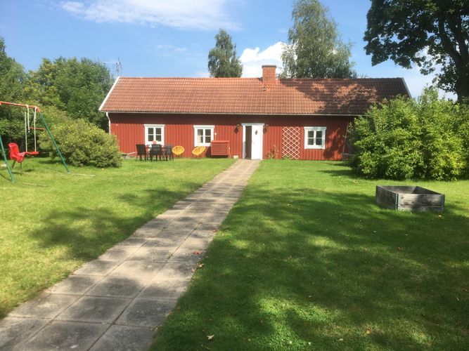 Stuga i Eggby Ödegården1 med 4 + 2 bäddar #32382 | Stugknuten