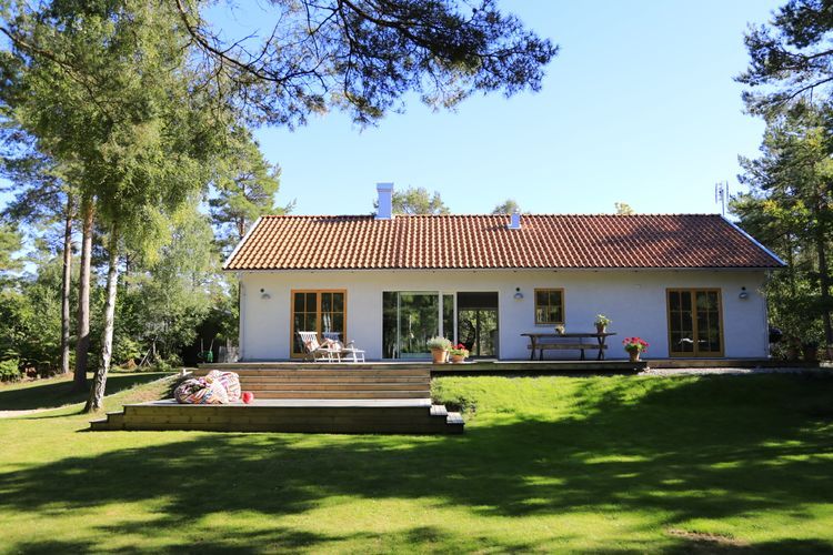 Stuga i Gotland med 8 bäddar #34690 | Stugknuten